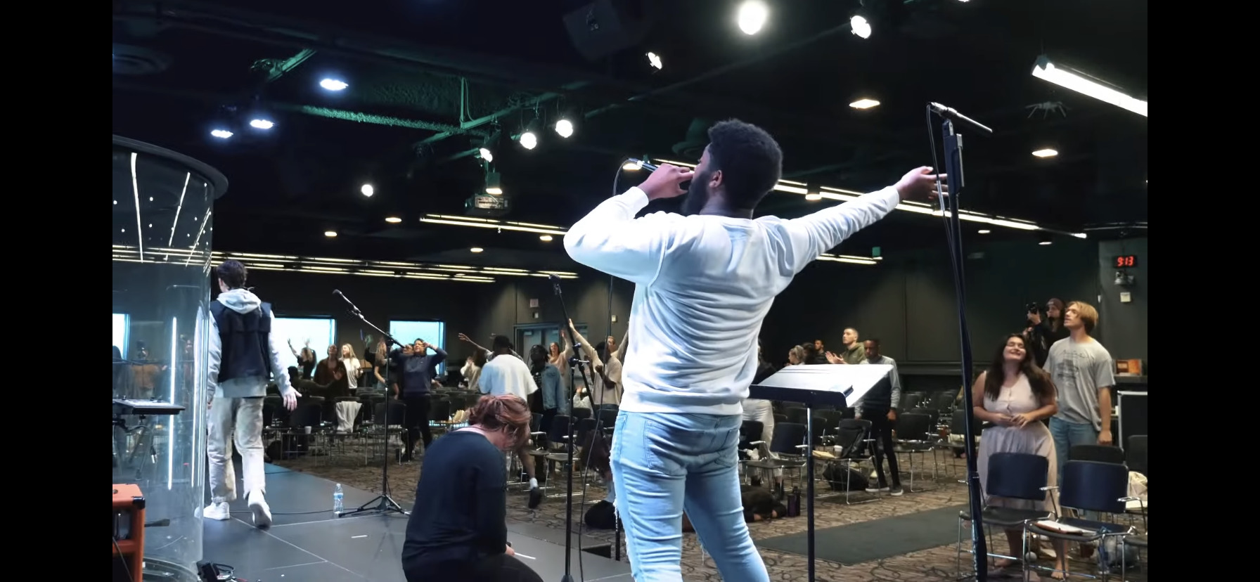 Unto the Lamb | Worthy - CircuitRiders.tv